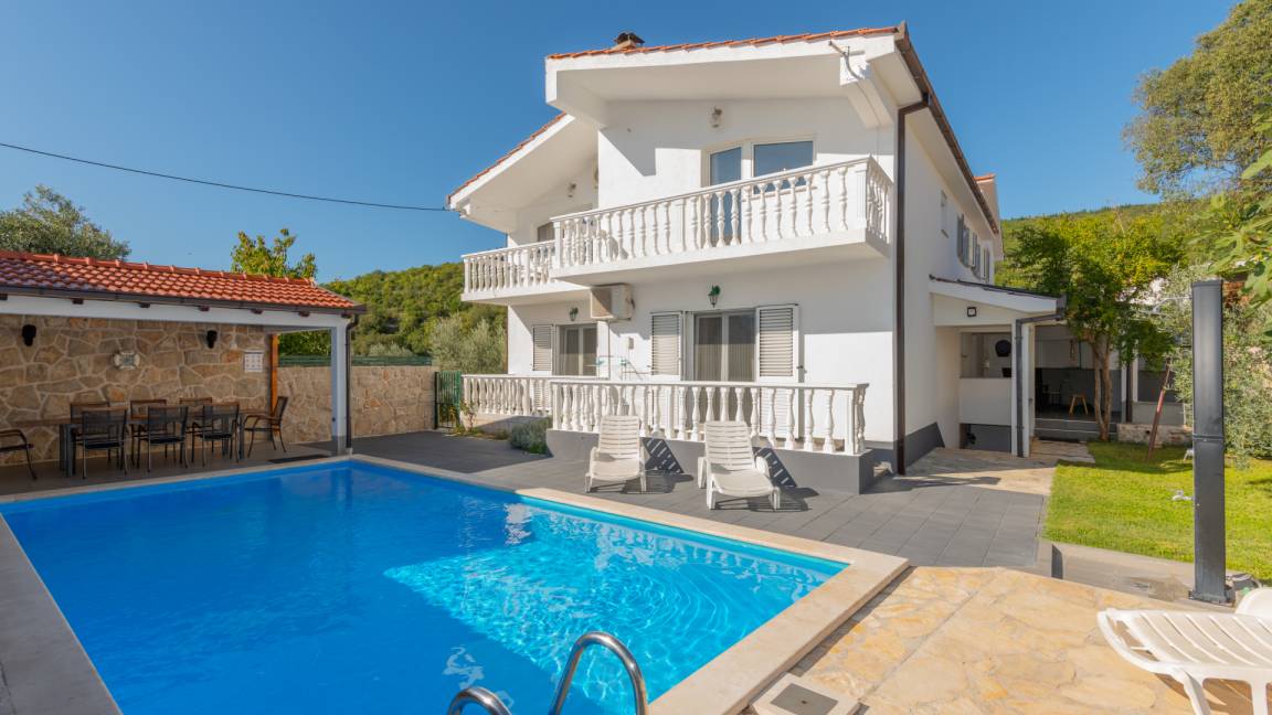 260 M² Villa ∙ 5 Schlafzimmer ∙ 10 Gäste - Imotski