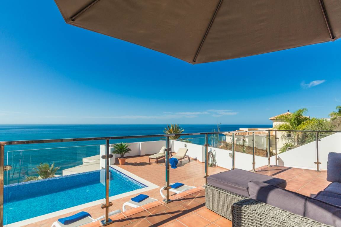 250 M² Villa ∙ 3 Chambres ∙ 6 Personnes - Salobreña