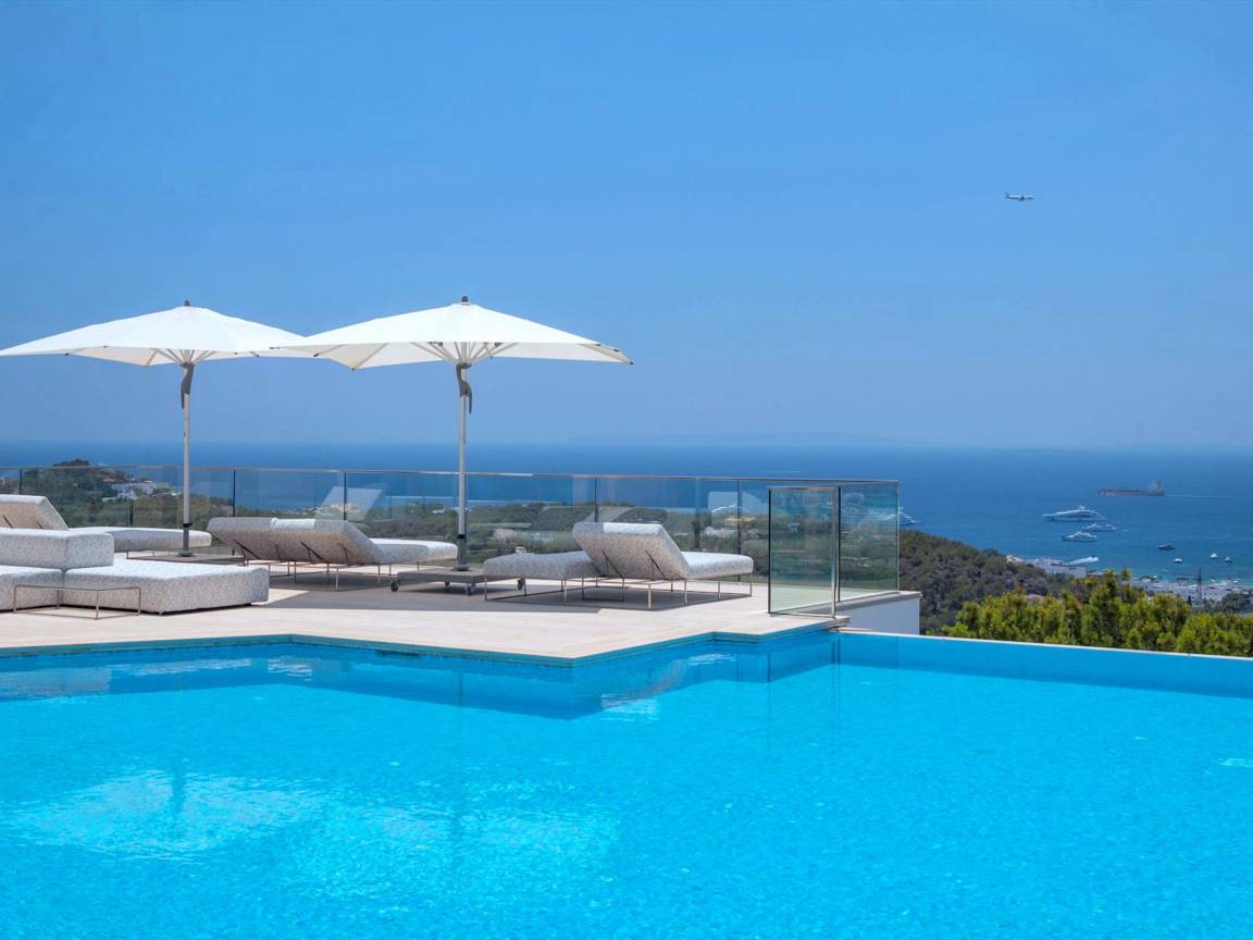 560 M² Villa ∙ 9 Makuuhuonetta ∙ 14 Vierasta - Ibiza City