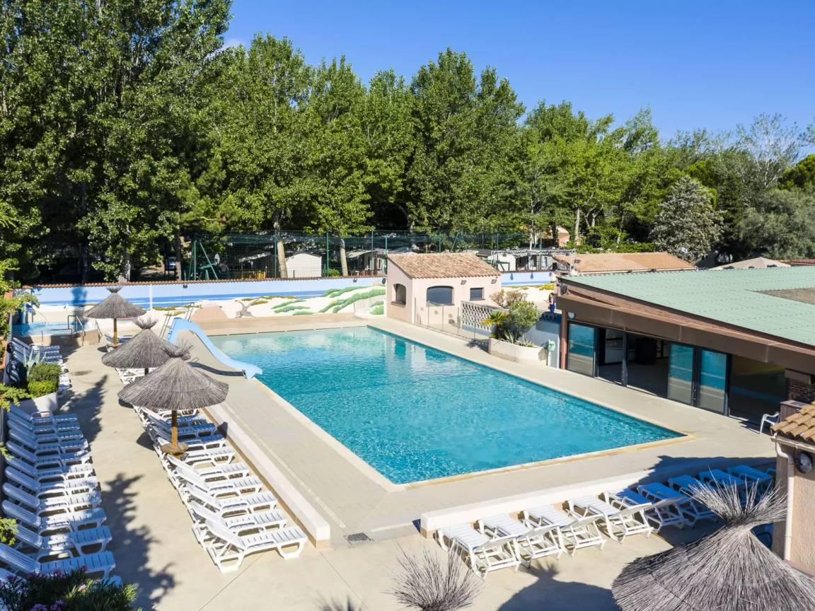 24 M² Asuntovaunu ∙ 2 Makuuhuonetta ∙ 4 Vierasta - La Grande-Motte