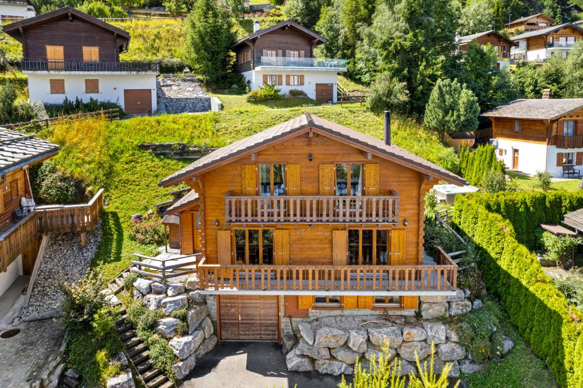 140 M² Chalet ∙ 5 Chambres ∙ 10 Personnes - Nendaz