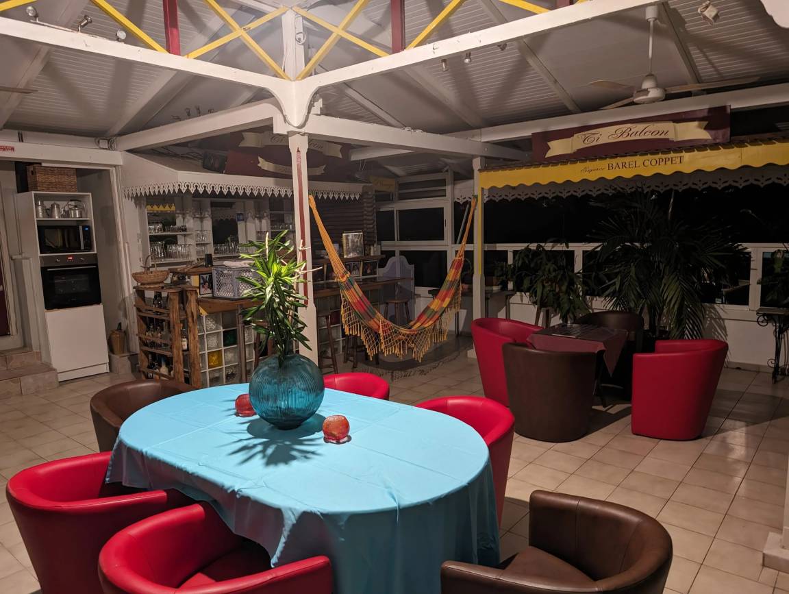 150 M² Maison De Vacances ∙ 2 Chambres ∙ 4 Personnes - Fort-de-France