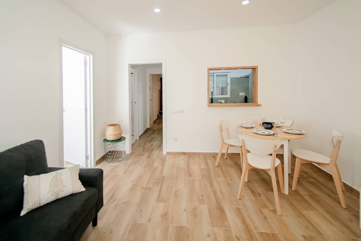 54 M² Apartamento ∙ 3 Habitaciones ∙ 5 Huéspedes - Calonge