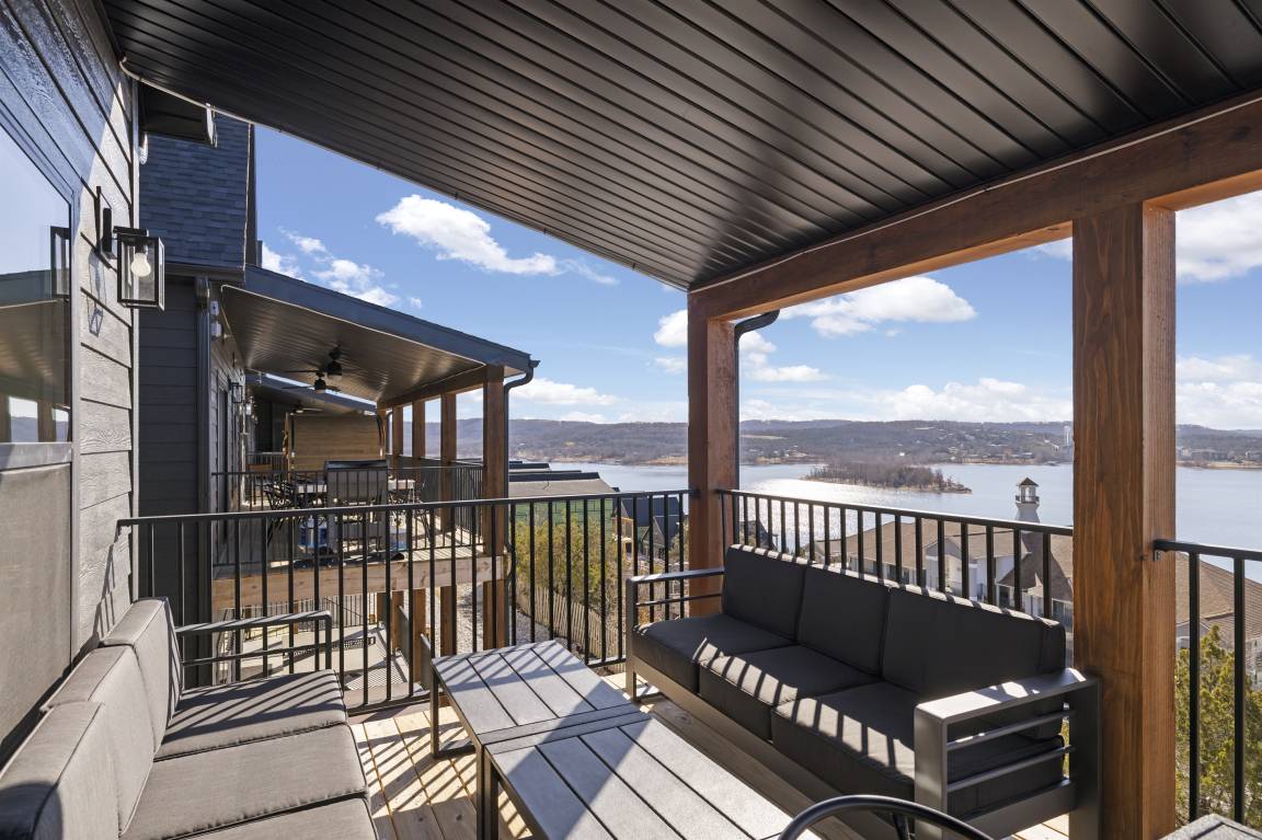323 M² House ∙ 7 Bedrooms ∙ 28 Guests - Branson, MO