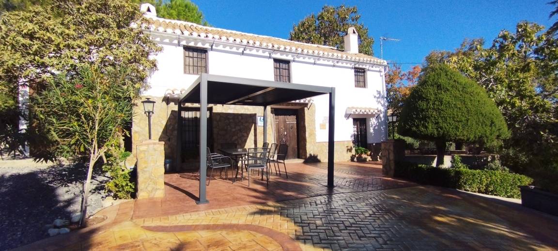 300 M² Casa ∙ 5 Habitaciones ∙ 14 Huéspedes - Priego de Córdoba