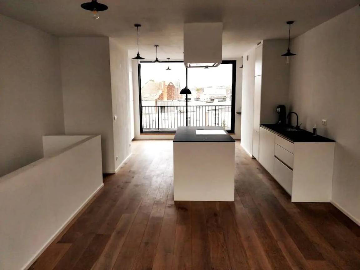 123 M² Apartment ∙ 1 Bedroom ∙ 2 Guests - Antwerp