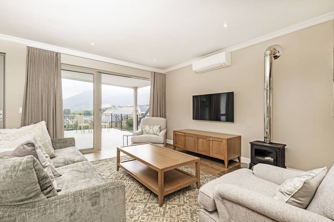 65 M² Ferienwohnung ∙ 2 Schlafzimmer ∙ 4 Gäste - Franschhoek