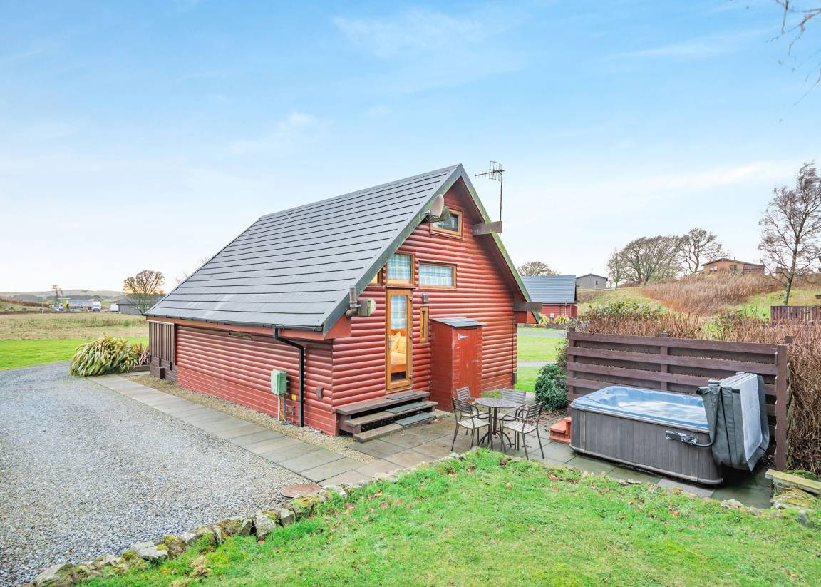 Chalet ∙ 2 Bedrooms ∙ 4 Guests - Dumfries