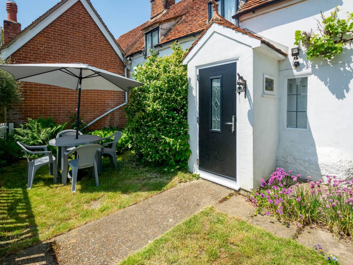 93 M² House ∙ 2 Bedrooms ∙ 3 Guests - Herne Bay