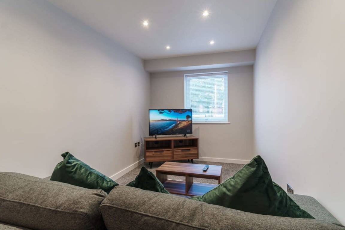 46 M² Apartment ∙ 1 Bedroom ∙ 2 Guests - Prenton Park