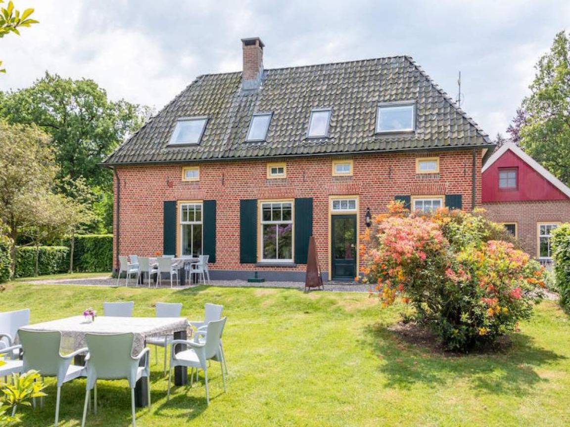 200 M² Ferienhaus ∙ 7 Schlafzimmer ∙ 19 Gäste - Winterswijk