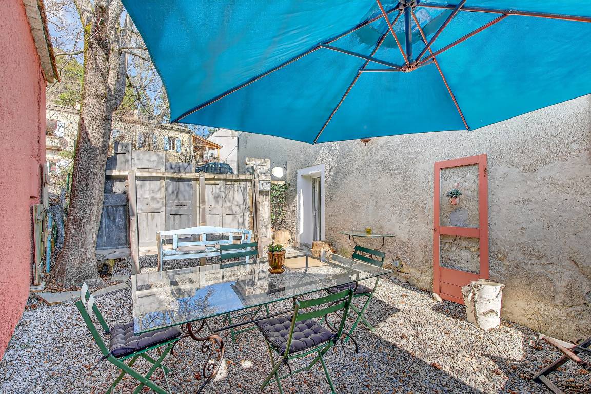 50 M² Ferienhaus ∙ 2 Schlafzimmer ∙ 4 Gäste - Sisteron