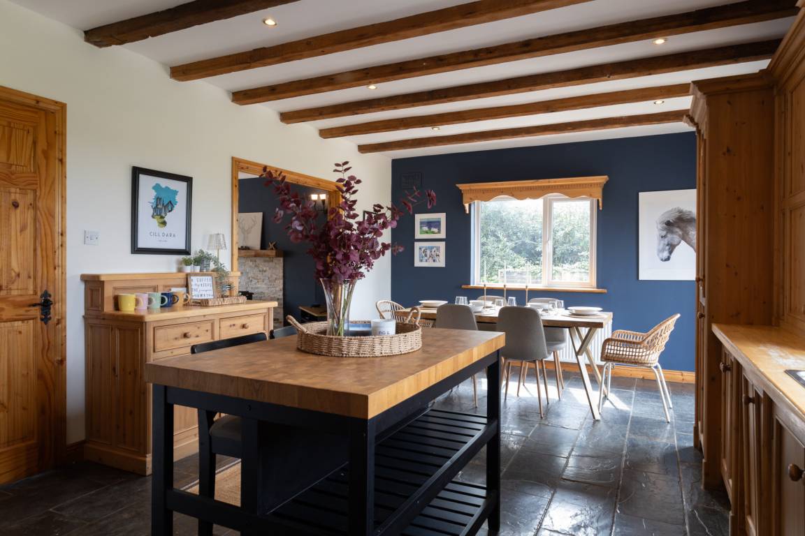 600 M² House ∙ 4 Bedrooms ∙ 12 Guests - Kildare