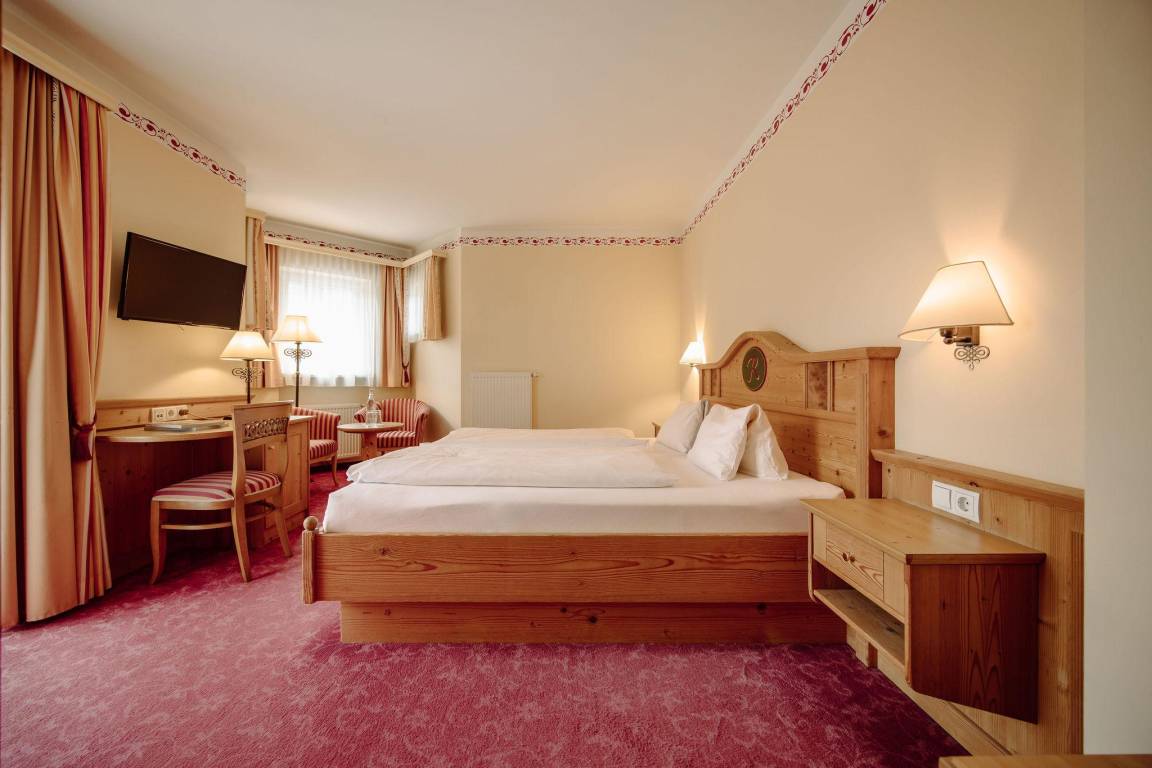 50 M² Hotel ∙ 2 Bedrooms ∙ 4 Guests - Flachau