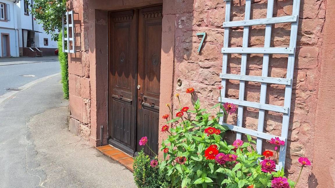 90 M² Apartment ∙ 1 Bedroom ∙ 4 Guests - Michelstadt