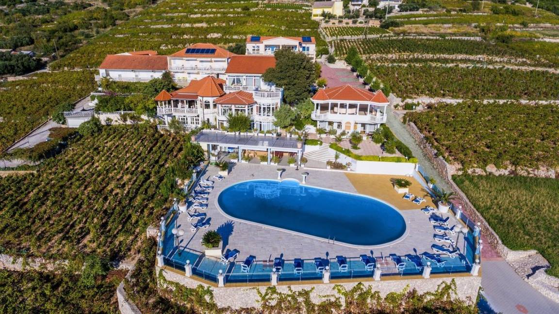 50 M² Appartement ∙ 2 Slaapkamers ∙ 4 Gasten - Kroatië