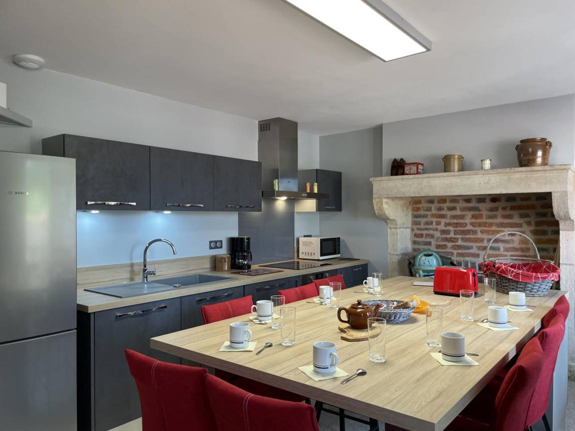 120 M² Cottage ∙ 4 Slaapkamers ∙ 9 Gasten - Dompierre-sur-Besbre