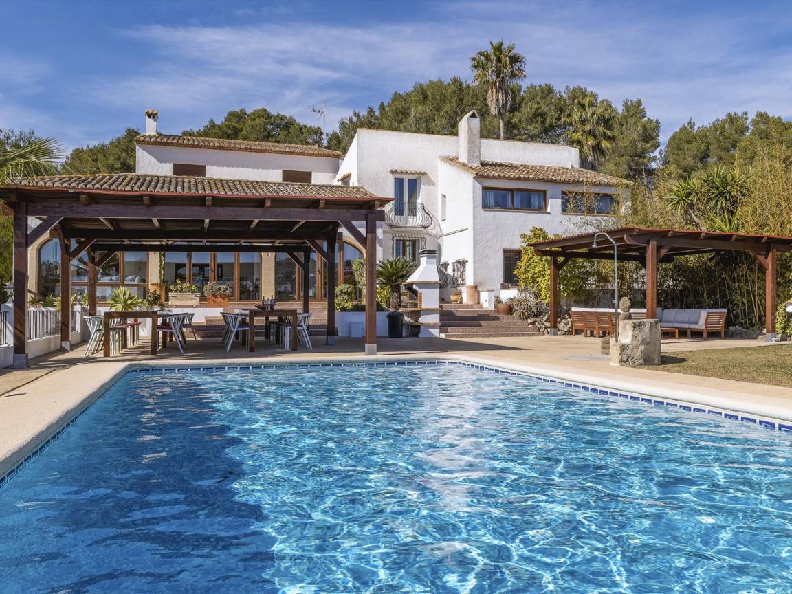 700 M² Villa ∙ 10 Habitaciones ∙ 22 Huéspedes - Dénia