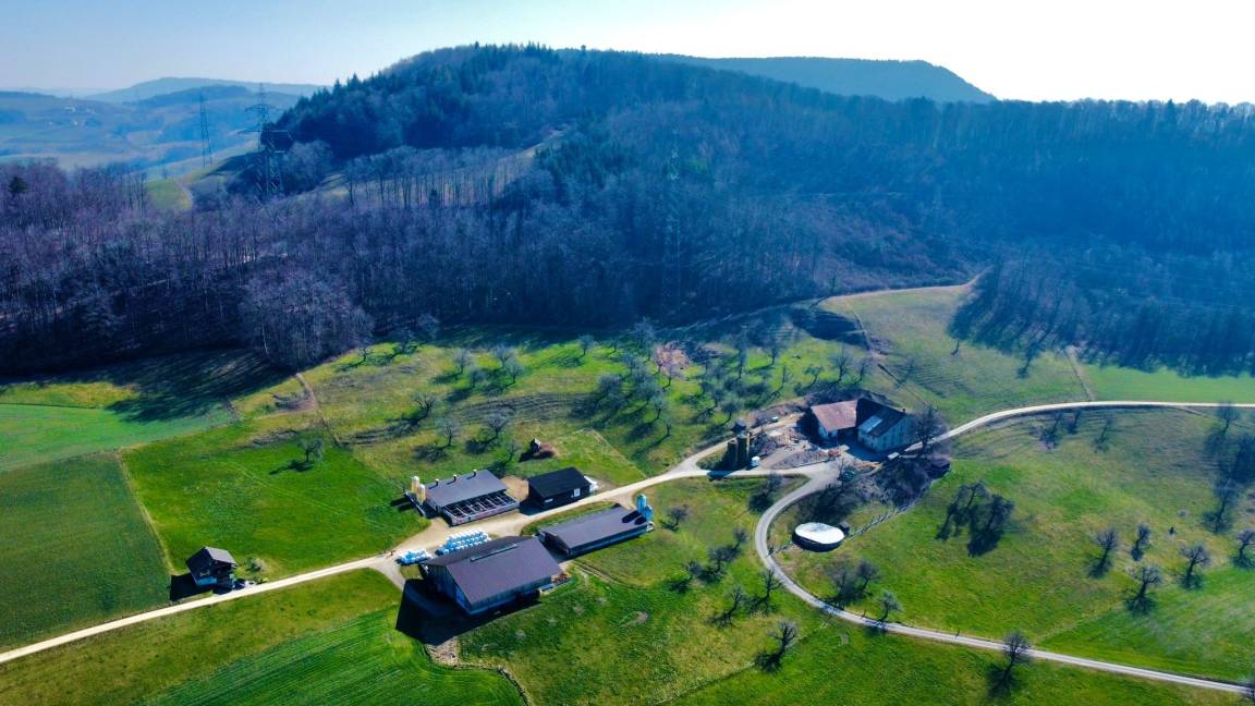 60 M² Ferienhaus ∙ 2 Schlafzimmer ∙ 5 Gäste - Schweiz