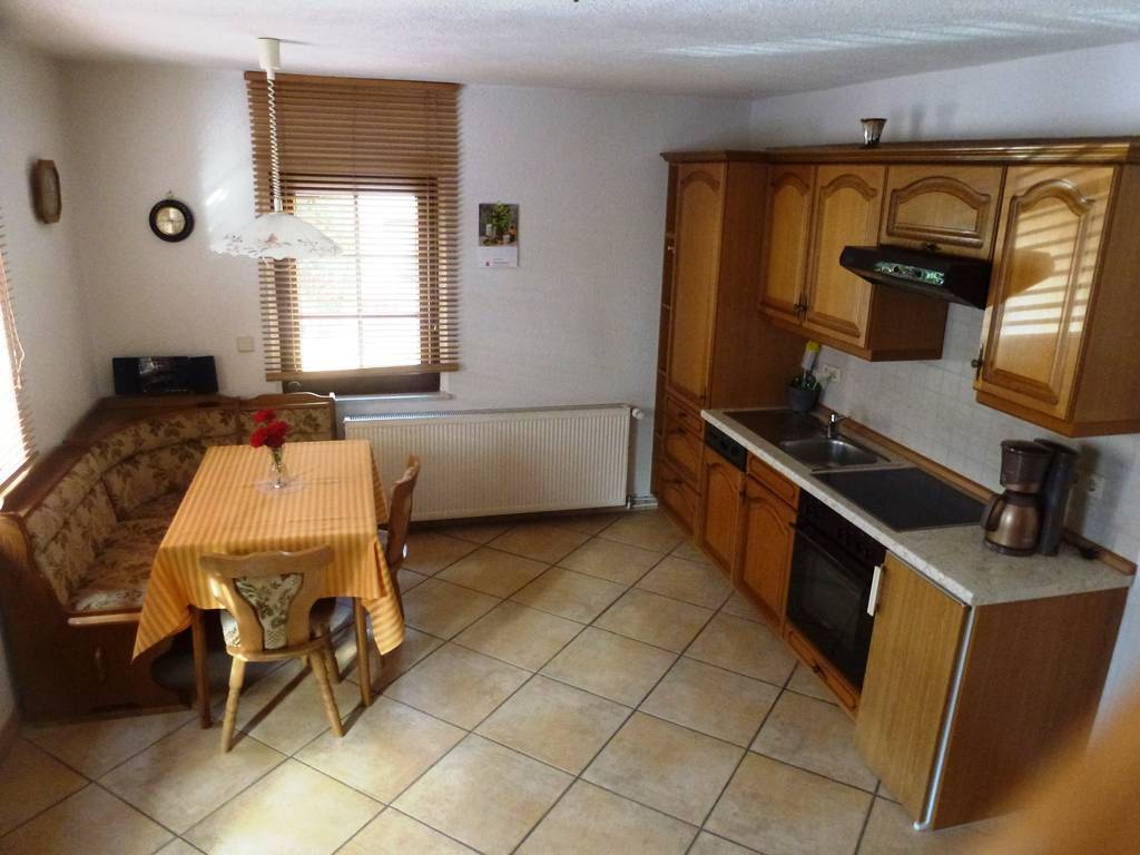 Ferienwohnung ∙ 1 Schlafzimmer ∙ 4 Gäste - Wallhausen