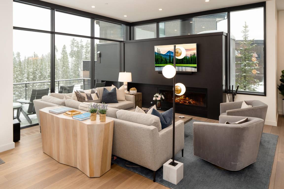 House ∙ 5 Bedrooms ∙ 11 Guests - Big Sky, MT