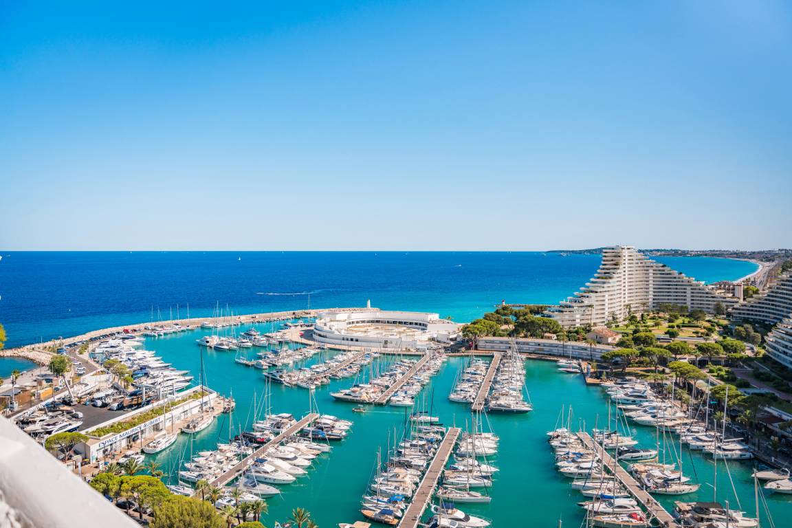 78 M² Apartment ∙ 2 Bedrooms ∙ 4 Guests - Villeneuve-Loubet