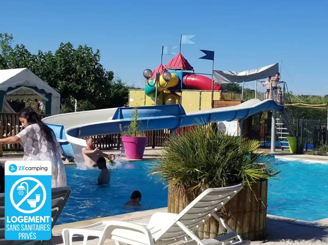 30 M² Tent ∙ 2 Bedrooms ∙ 5 Guests - Lot