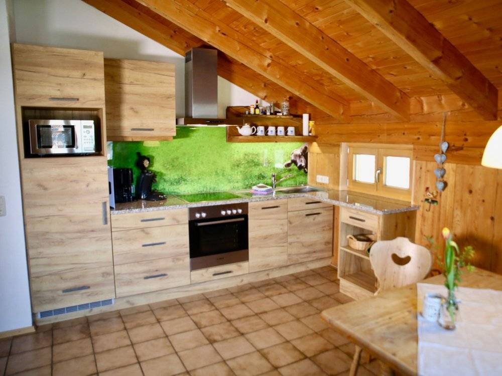 55 M² Ferienwohnung ∙ 1 Schlafzimmer ∙ 4 Gäste - Peißenberg