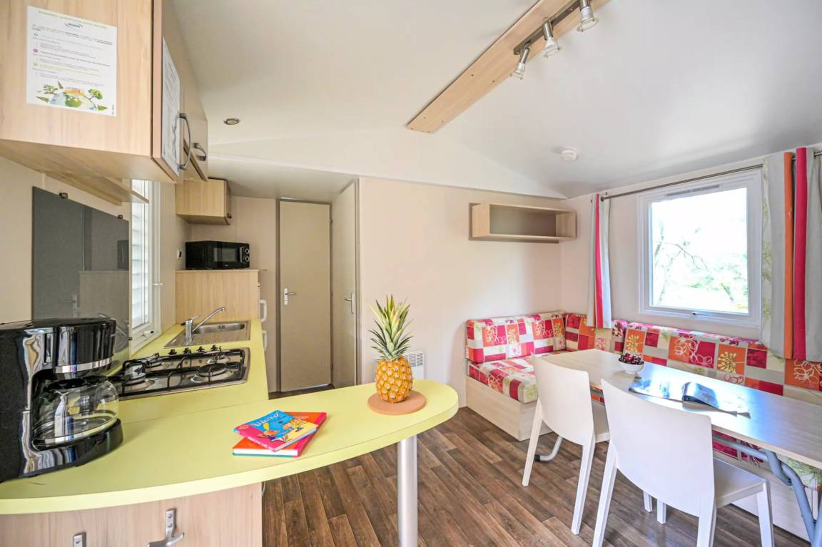26 M² Mobil-home ∙ 2 Chambres ∙ 4 Personnes - Castries