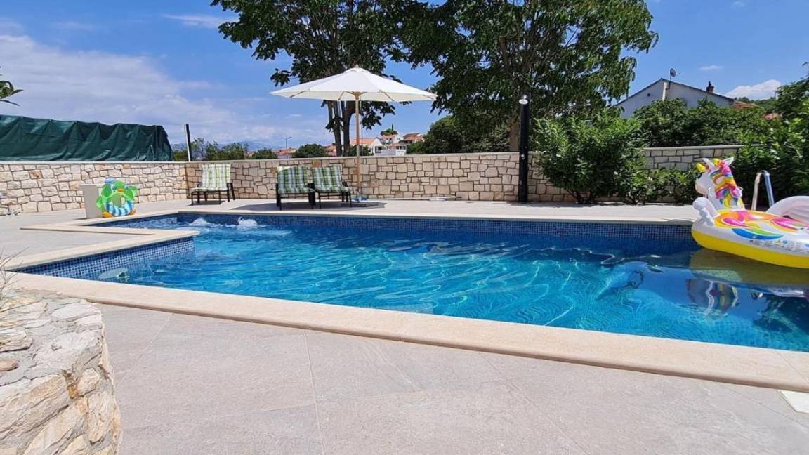 110 M² Apartment ∙ 3 Bedrooms ∙ 8 Guests - Sutivan