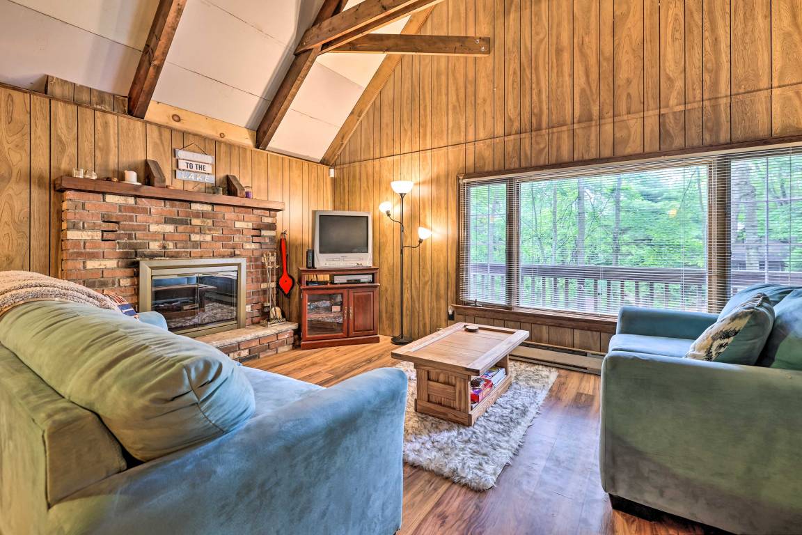 151 M² House ∙ 2 Bedrooms ∙ 6 Guests - Pocono Mountains, PA