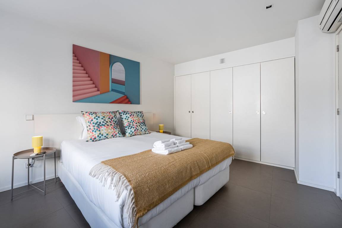 40 M² Huoneisto ∙ 1 Makuuhuone ∙ 4 Vierasta - Porto