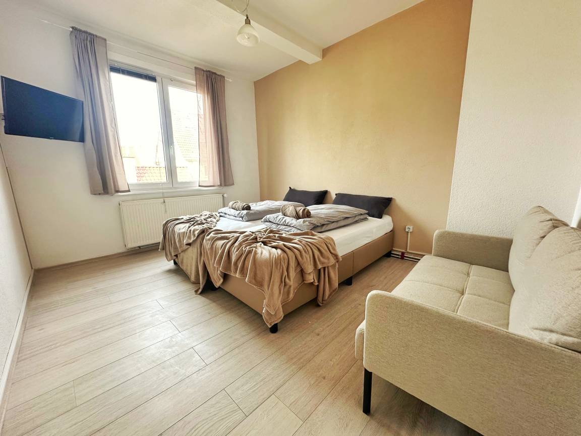 65 M² Ferienwohnung ∙ 2 Schlafzimmer ∙ 4 Gäste - Villingen-Schwenningen