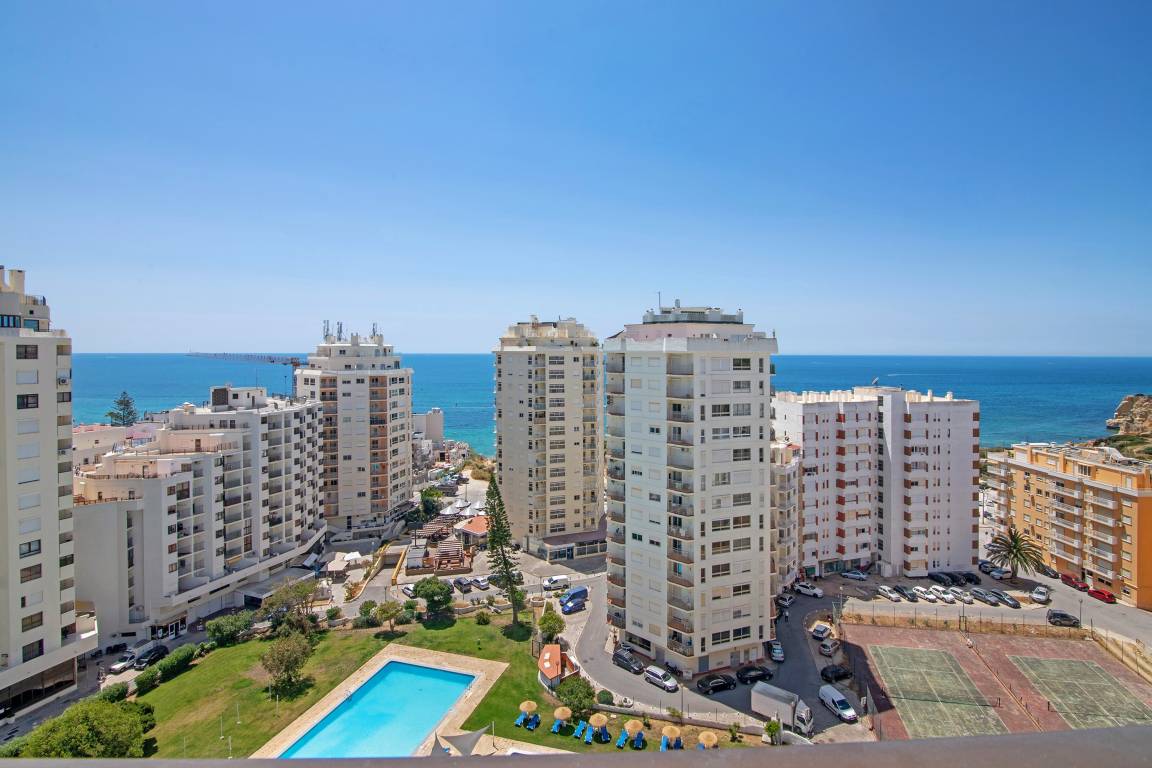 80 M² Apartamento ∙ 1 Quarto ∙ 5 Hóspedes - Armação de Pêra