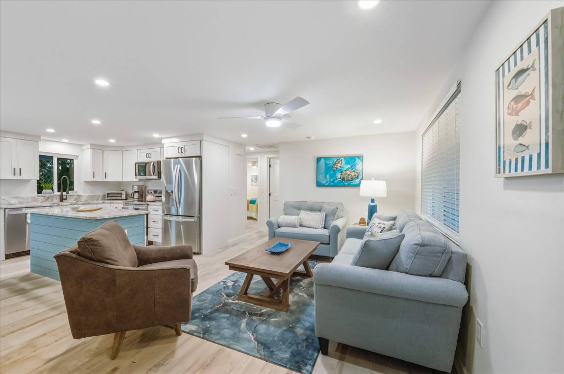 86 M² House ∙ 2 Bedrooms ∙ 4 Guests - Englewood, FL