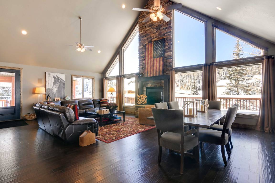 334 M² House ∙ 5 Bedrooms ∙ 20 Guests - Brian Head, UT