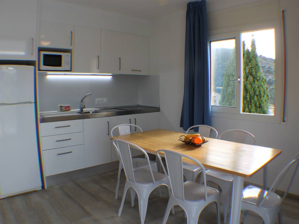 65 M² Apartamento ∙ 3 Habitaciones ∙ 6 Huéspedes - Roses