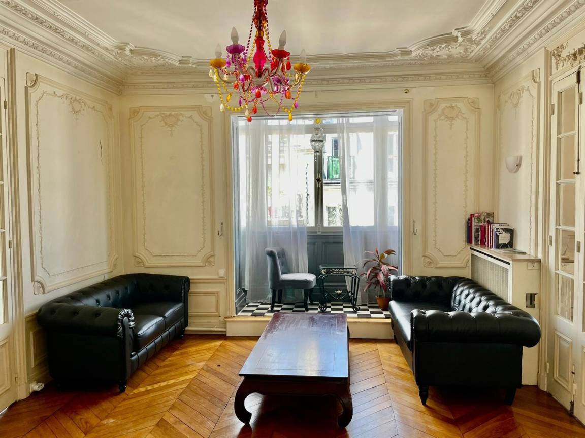 130 M² Appartement ∙ 4 Chambres ∙ 9 Personnes - Batignolles
