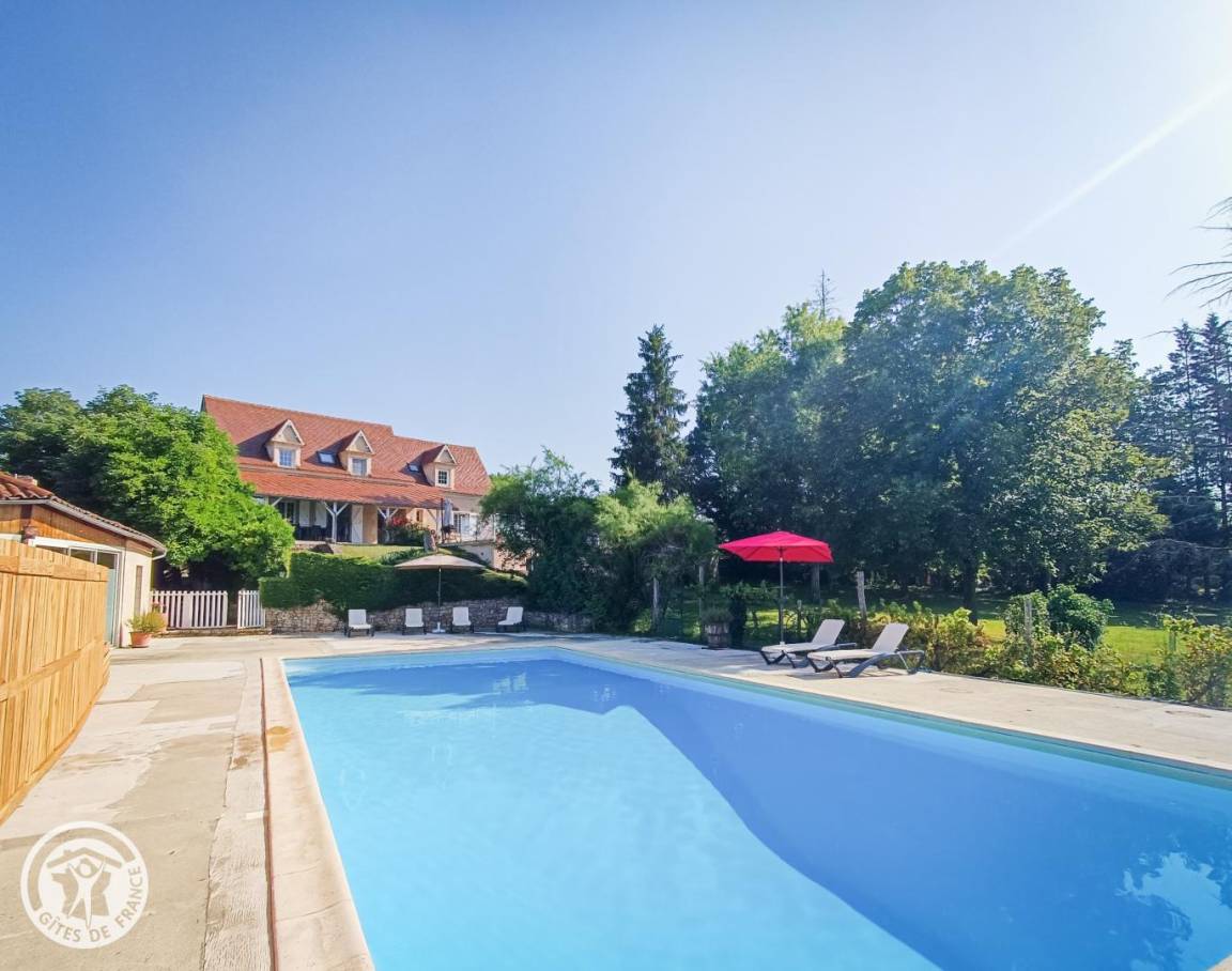 140 M² Gîte ∙ 4 Chambres ∙ 10 Personnes - Figeac