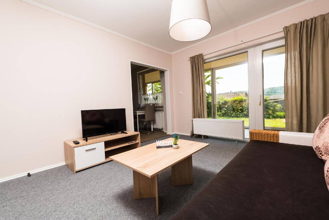 55 M² Ferienwohnung ∙ 1 Schlafzimmer ∙ 4 Gäste - Salzhemmendorf