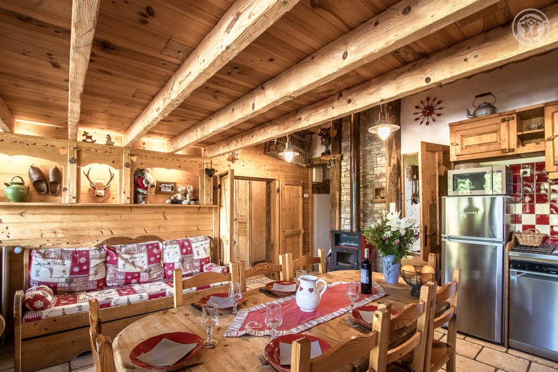 108 M² Gîte ∙ 6 Chambres ∙ 12 Personnes - La Féclaz