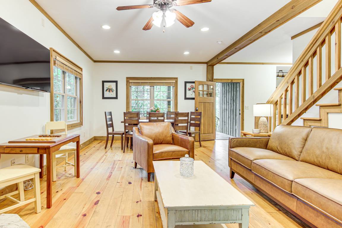 185 M² House ∙ 3 Bedrooms ∙ 7 Guests - Cashiers, NC