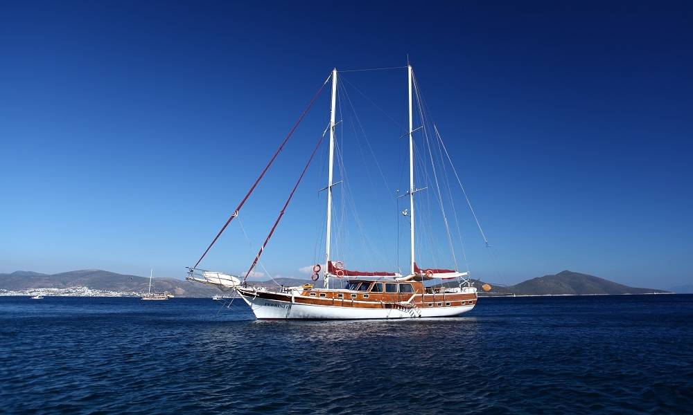 Houseboat ∙ 5 Bedrooms ∙ 10 Guests - Bodrum