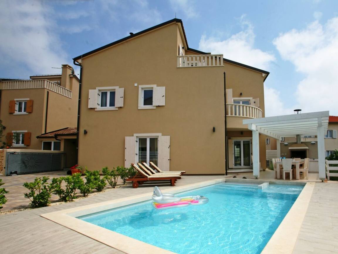 400 M² Willa ∙ 7 Sypialni ∙ 16 Gości - Premantura