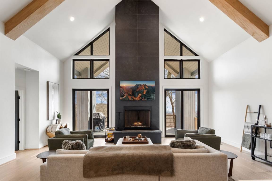 213 M² Cabin ∙ 4 Bedrooms ∙ 12 Guests - Sugar Mountain, NC