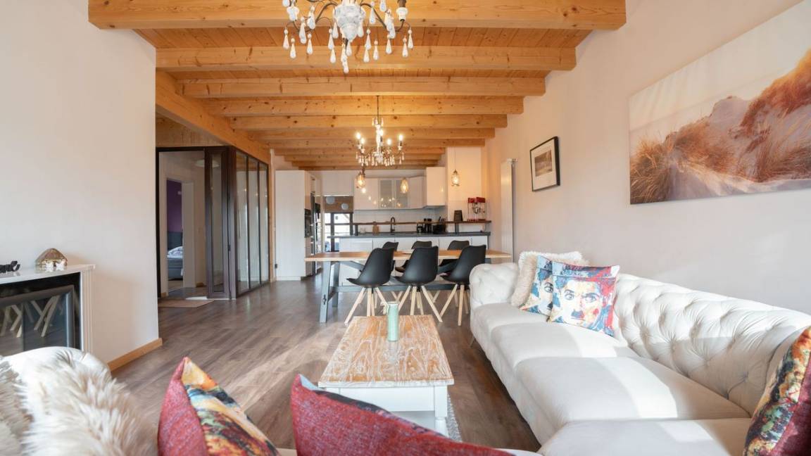 120 M² Ferienwohnung ∙ 2 Schlafzimmer ∙ 4 Gäste - Leck