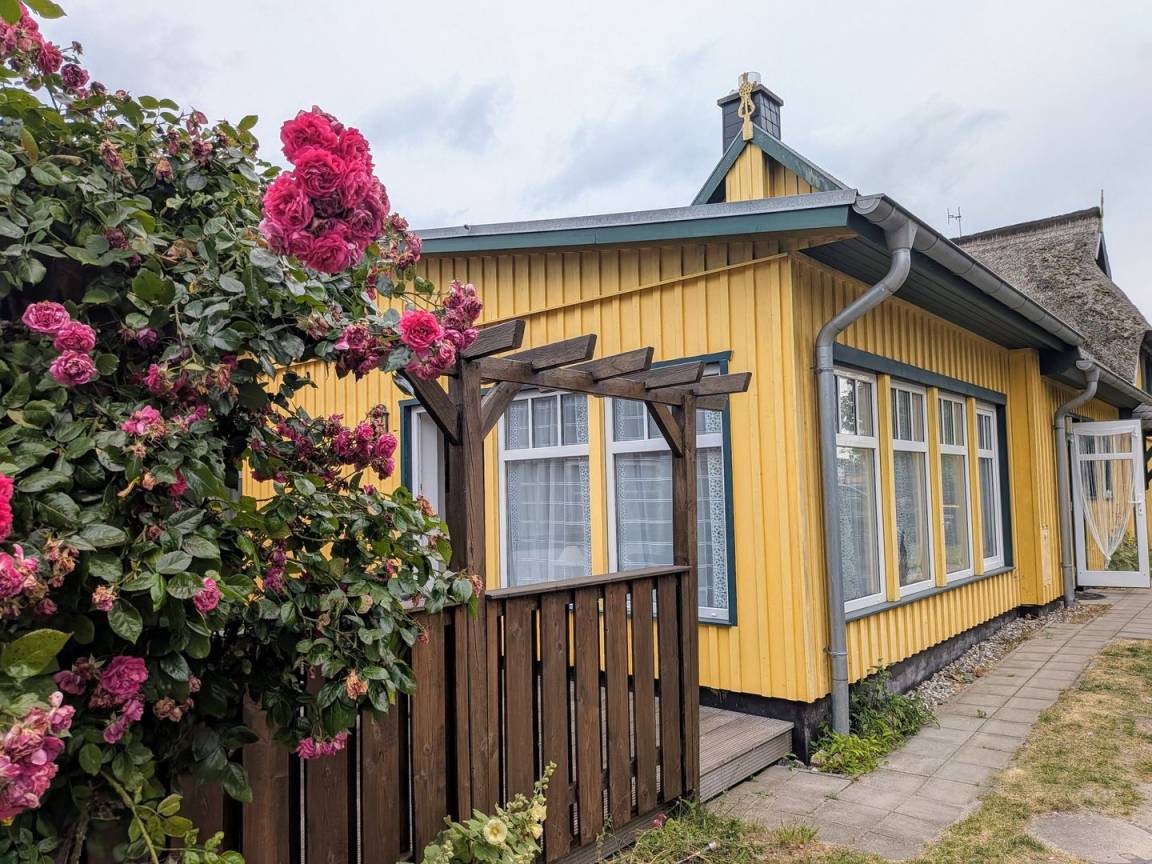 60 M² Ferienwohnung ∙ 1 Schlafzimmer ∙ 2 Gäste - Born am Darß
