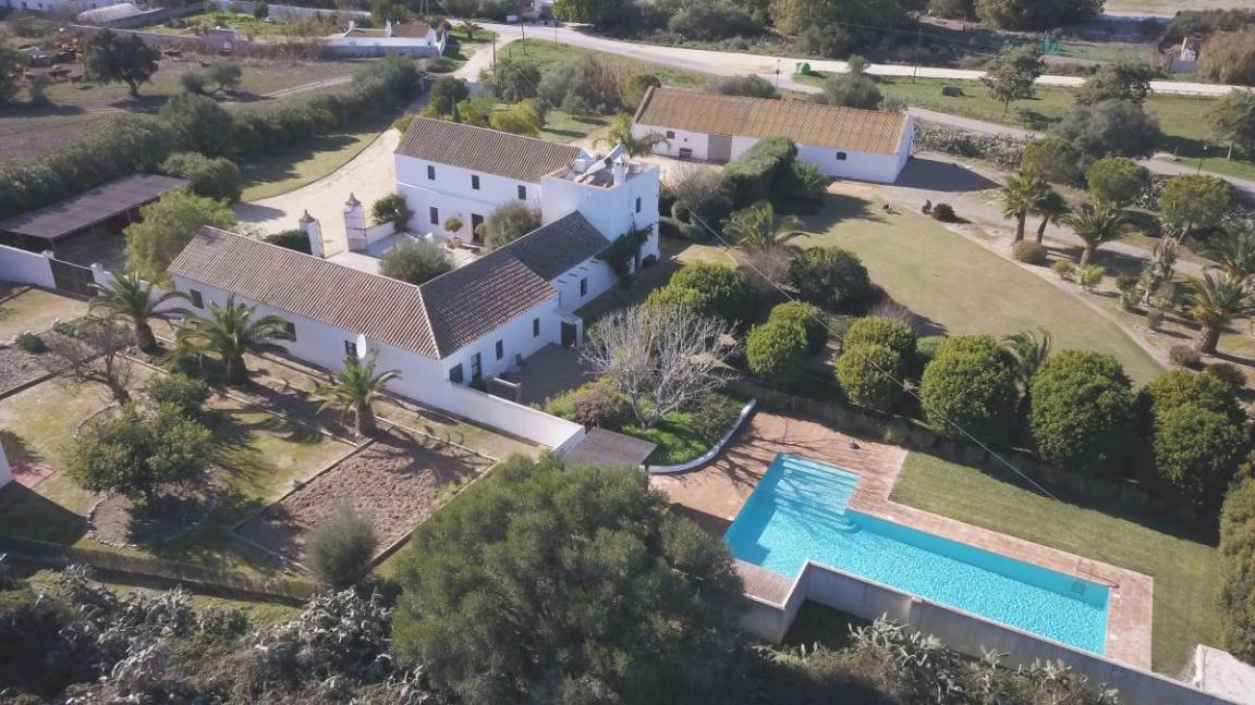 450 M² House ∙ 6 Bedrooms ∙ 12 Guests - Benalup-Casas Viejas