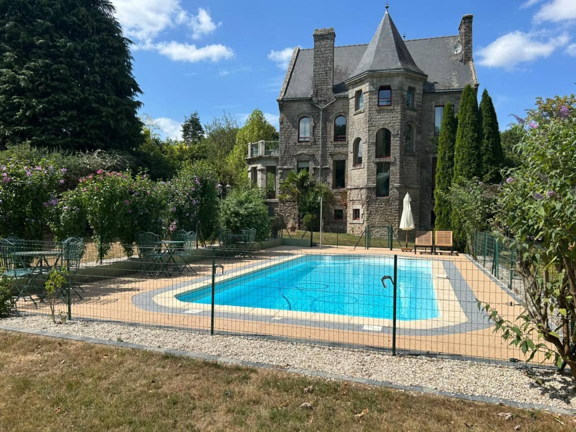 295 M² Gîte ∙ 9 Chambres ∙ 15 Personnes - Morbihan