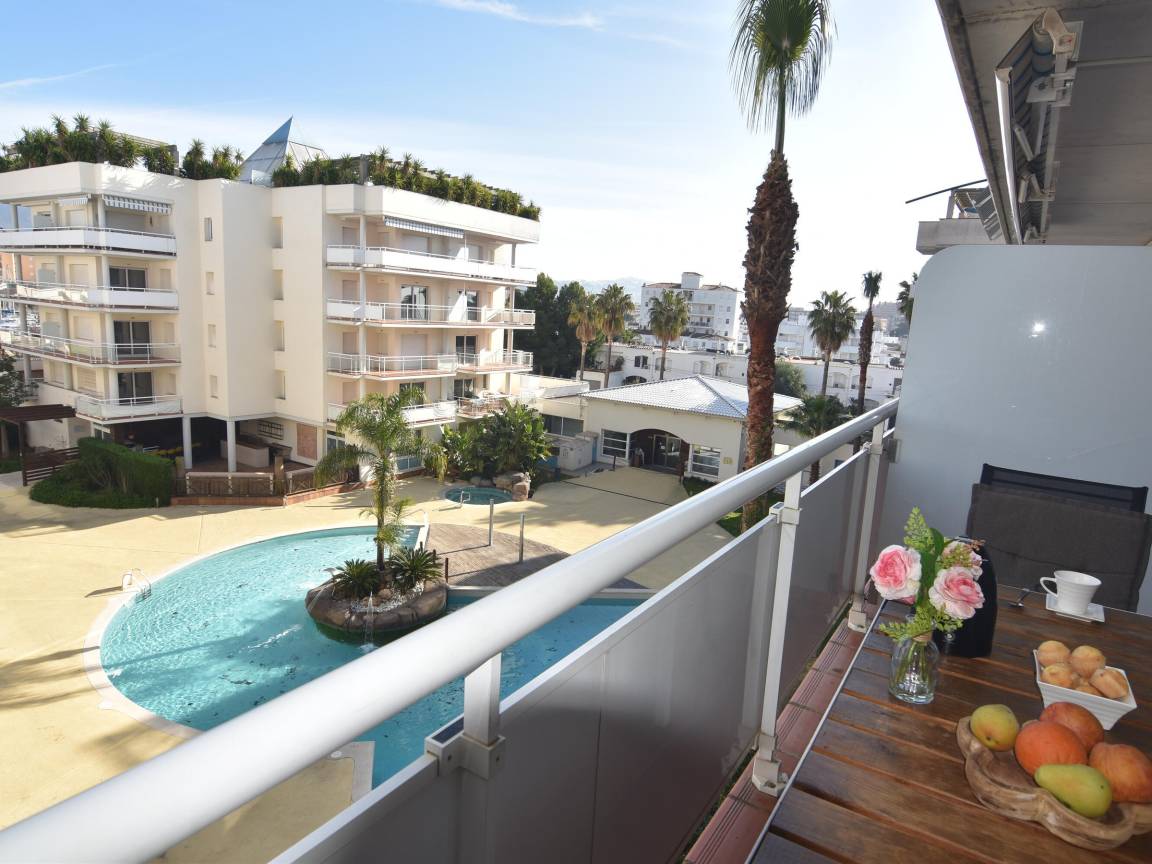 60 M² Apartamento ∙ 2 Quartos ∙ 4 Hóspedes - Roses